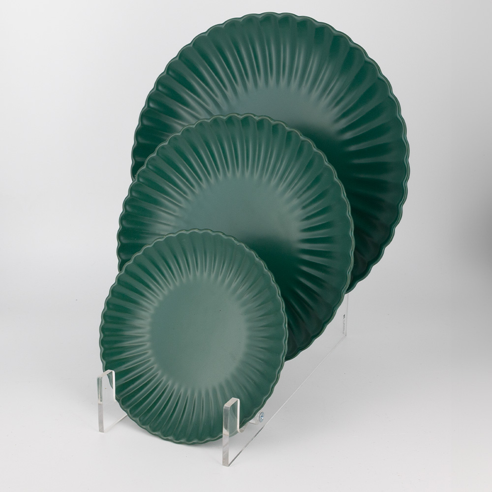 Dinnerware